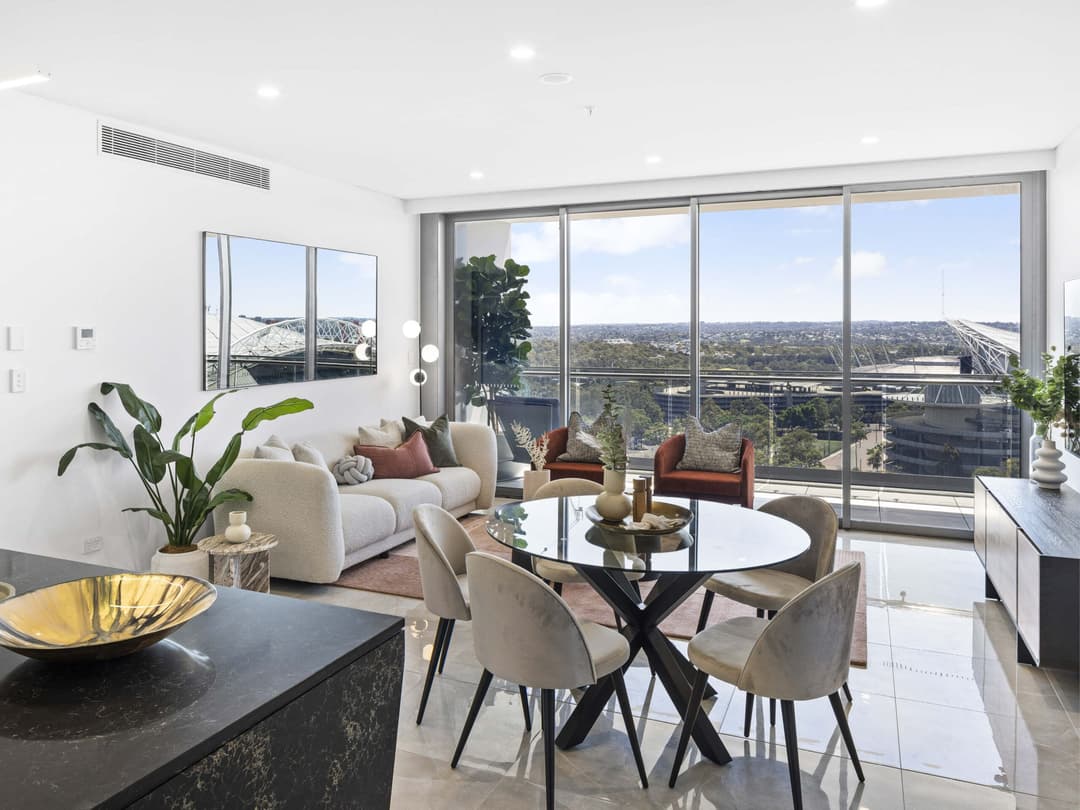 Atrium The Retreat - Meriton | Built for a lifetime