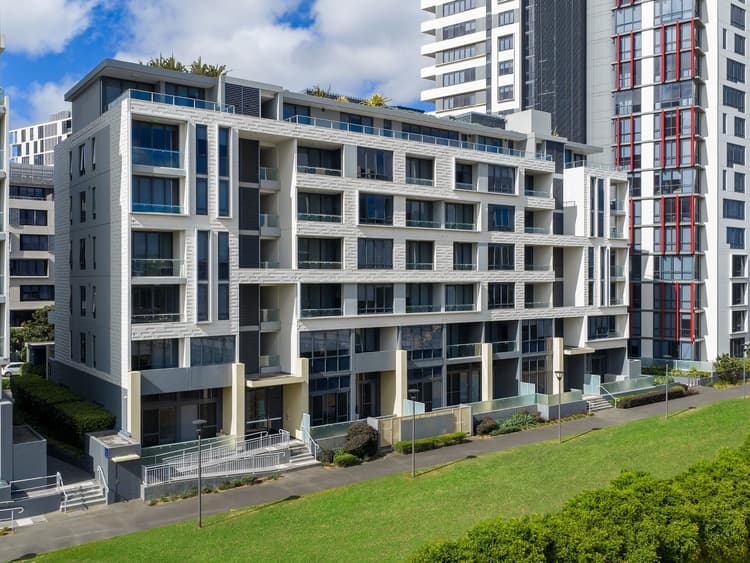 Vertex - Meriton | Built for a lifetime